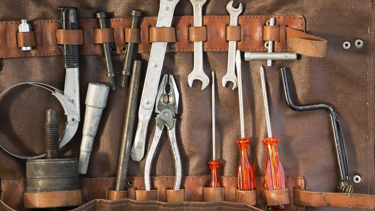 How Smart CEOs Use Social Tools to Their Advantage